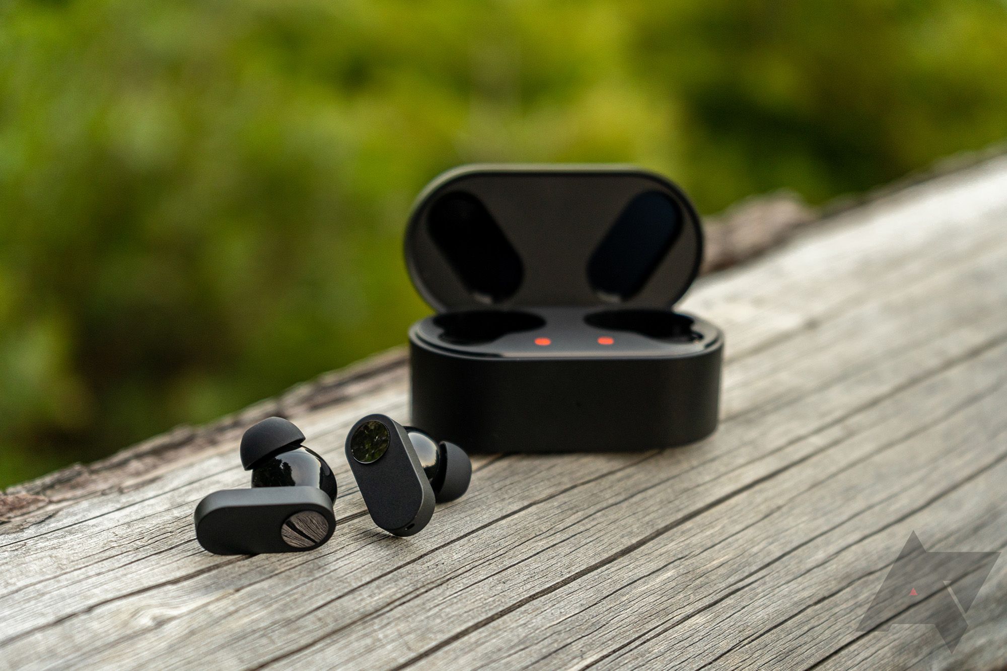 OnePlus Nord Buds Review Flagship Killer Earbuds GadgetNutz